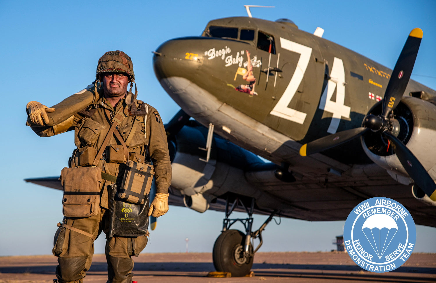 Proper "D-Day" M42 Paratrooper Gloves – Stand In The Door 1944